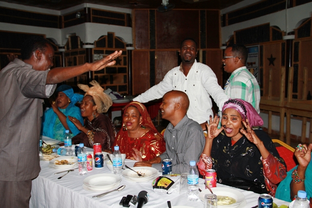 PM Abdiweli urges Somali Musicians to counter extremism.